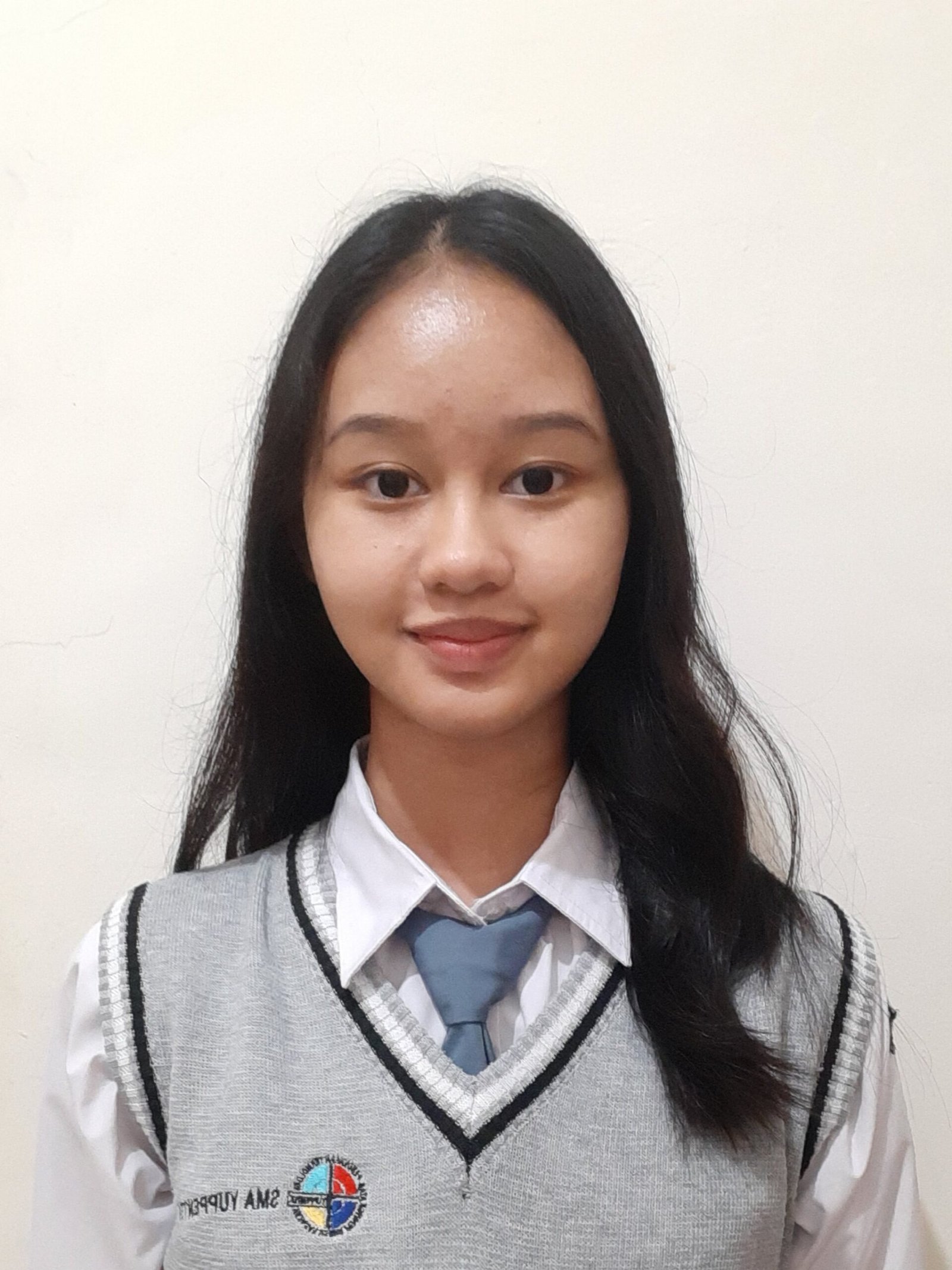 Ragil Putri Anugerah Hertono - SMA YUPPENTEK 1